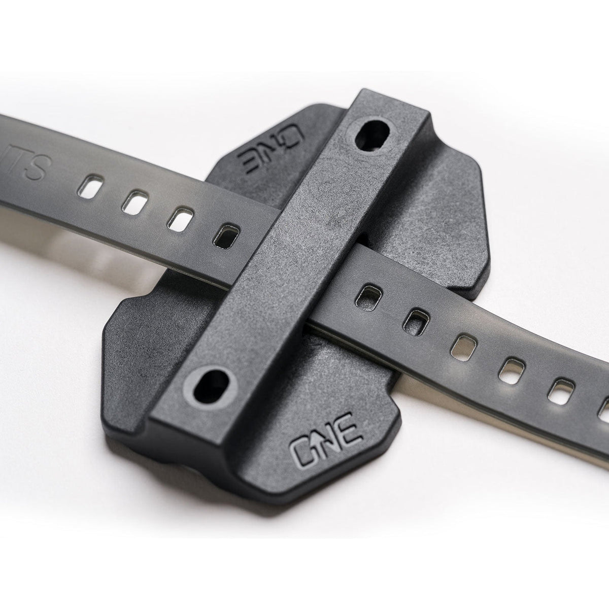 OneUp EDC Tube Strap Mount – ION² Progression Suspension